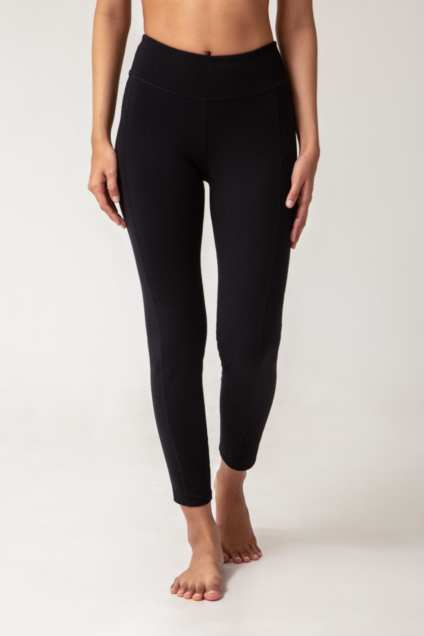 Stretch Athletic Leggings BLACK | LANUUK Modest Activewear & Sportswear